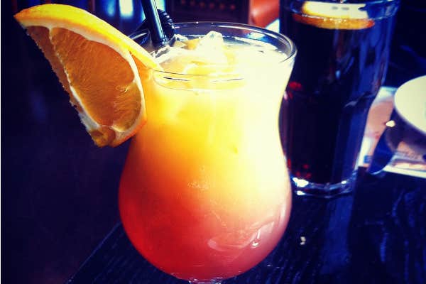 What Your Favorite Drink Reveals About Your Taste In Men Yourtango